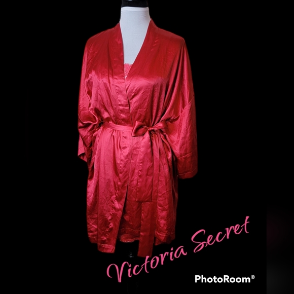 Victoria's Secret | Intimates & Sleepwear | Victorias Secret Satin Robe ...